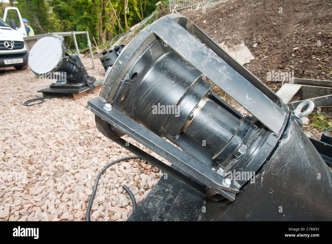 Bottom bearing for an archimedes screw being installed on the River ...