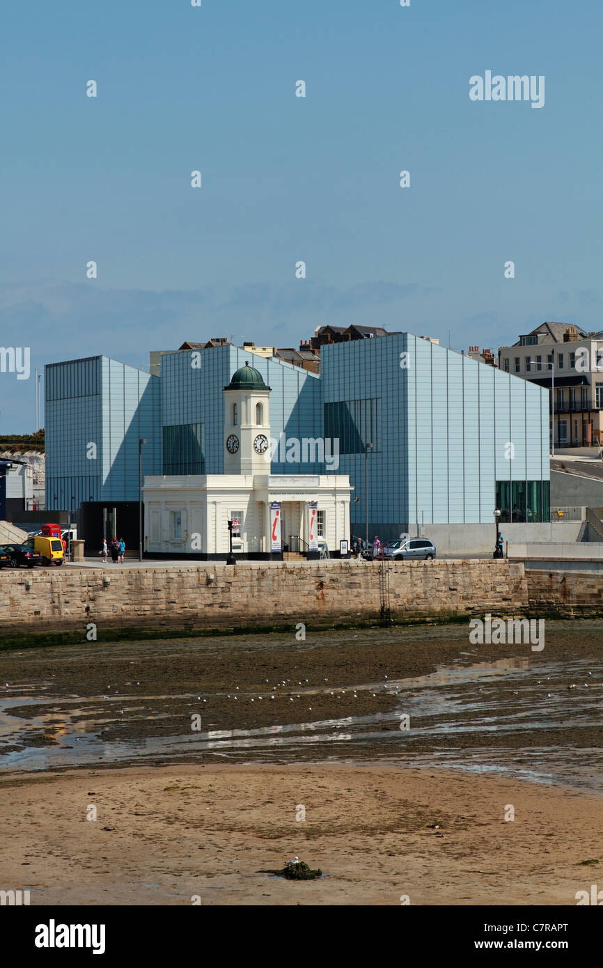 The centre margate hi-res stock photography and images - Alamy