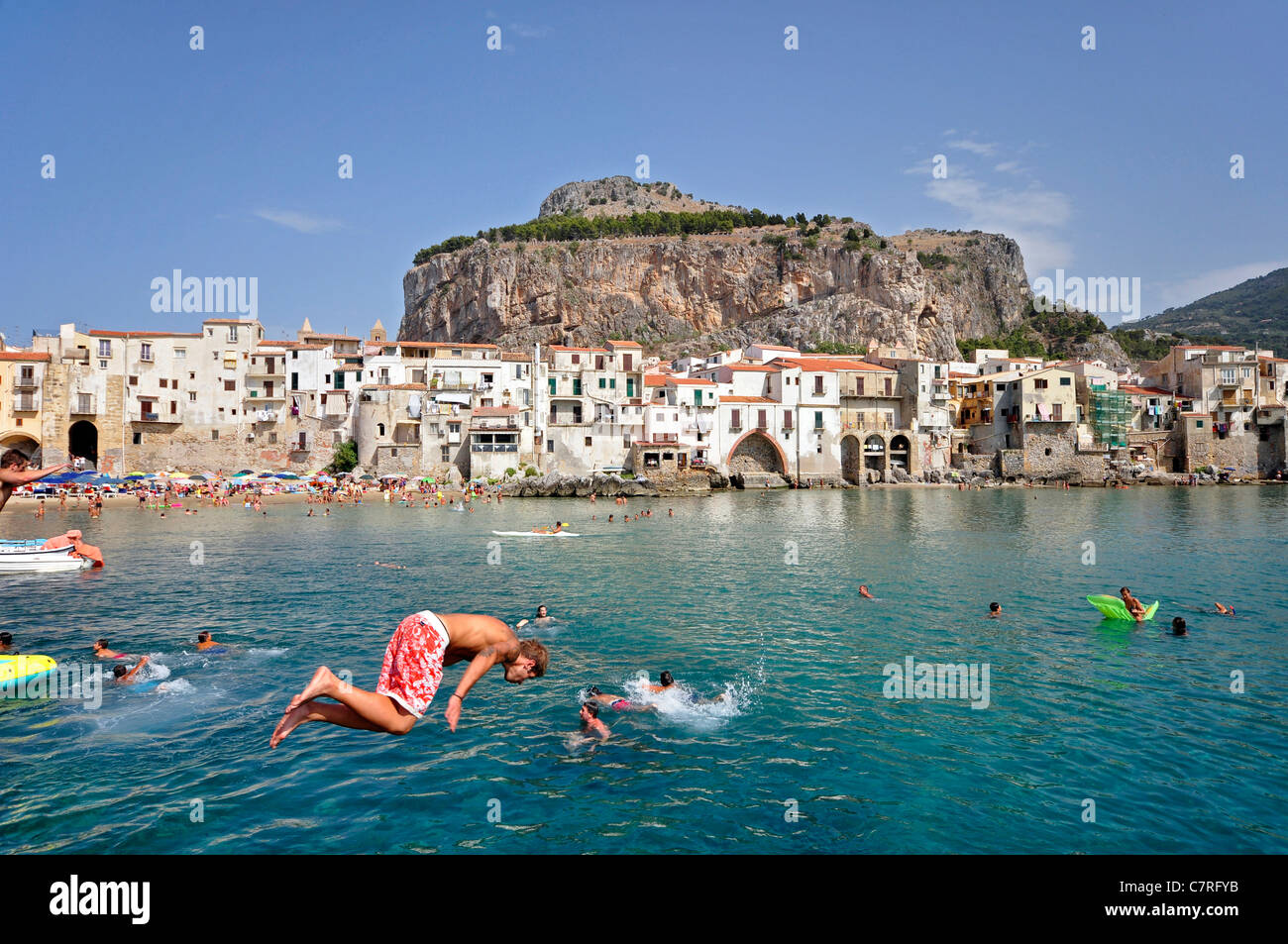 Sicily cefalu hi-res stock photography and images - Alamy