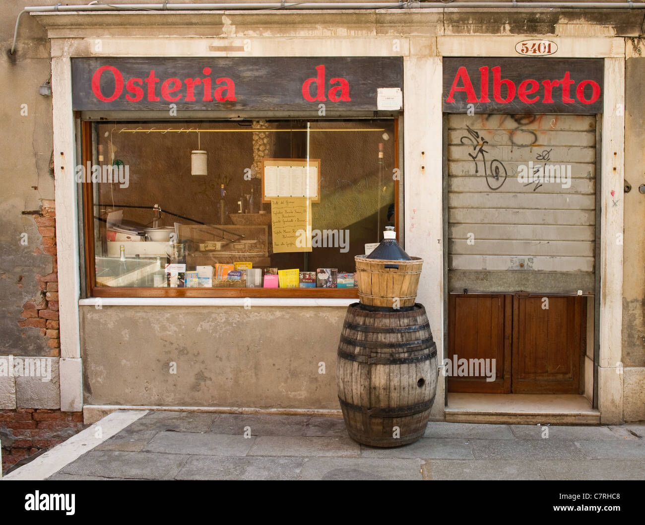 Typical Cicchetti place in Venice Italy Stock Photo - Alamy