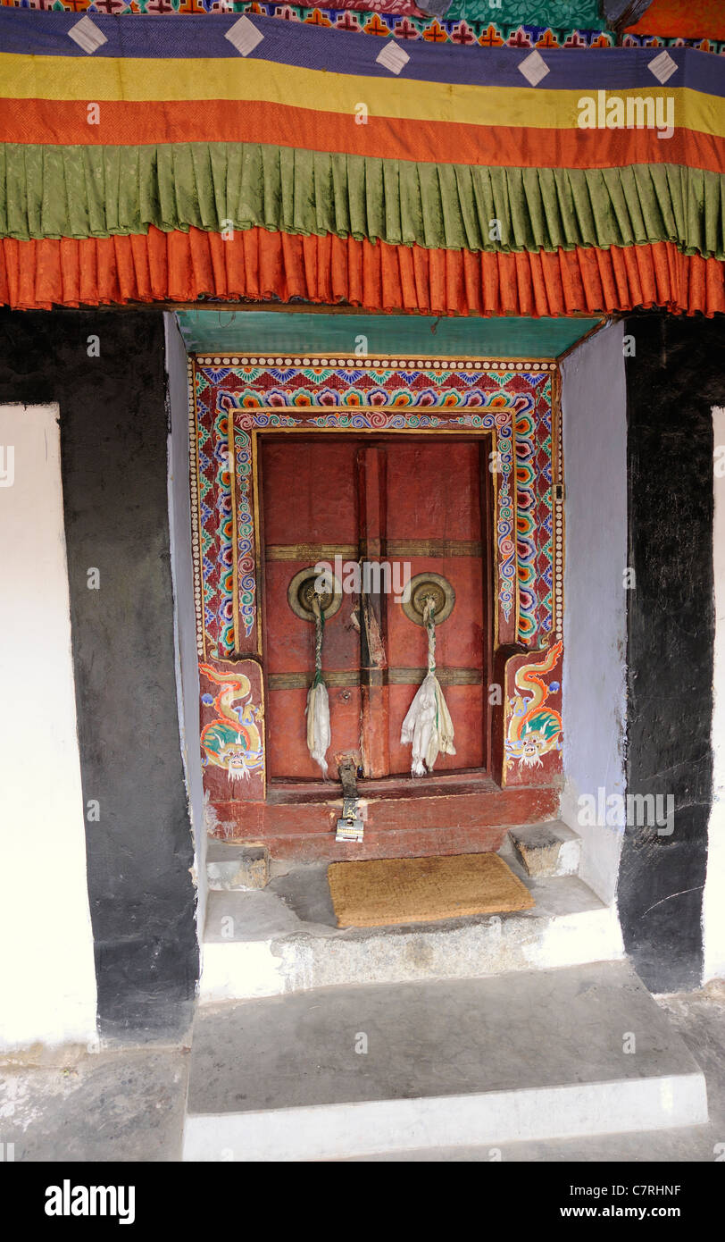 Sumur ladakh hi-res stock photography and images - Alamy