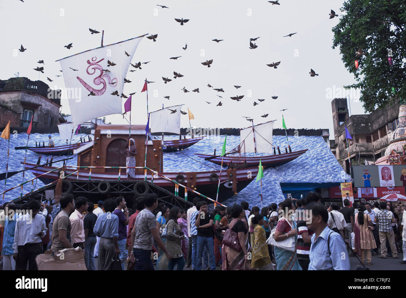 Seeing people hi-res stock photography and images - Alamy