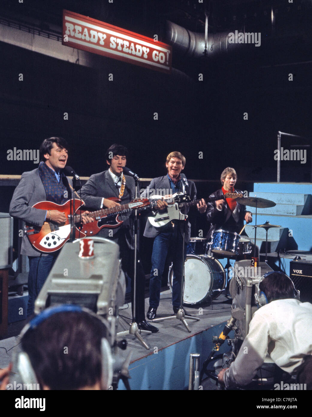 THE SEARCHERS UK pop group in 1966 from left: Mike Pender, Frank Allen ...