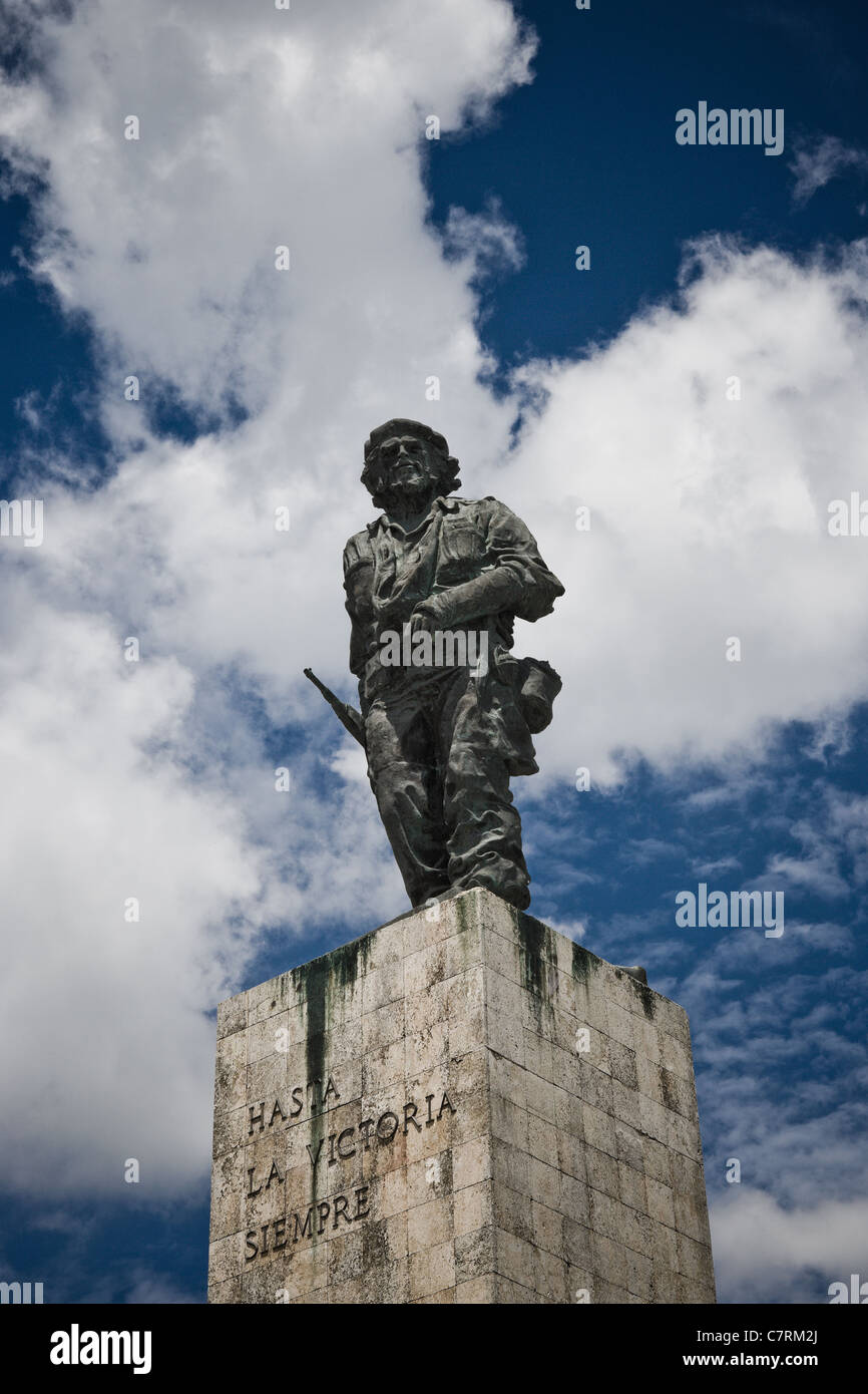 Che Guevara Statue Stock Photo - Alamy