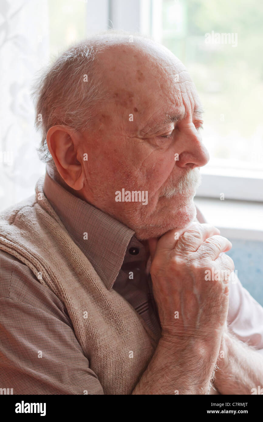 portrait-of-an-old-man-thinking-stock-photo-alamy
