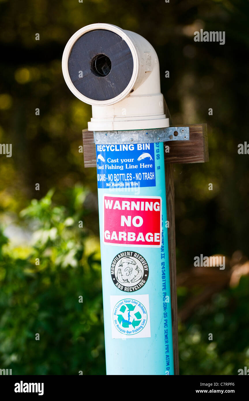 Fishing bin hi-res stock photography and images - Alamy