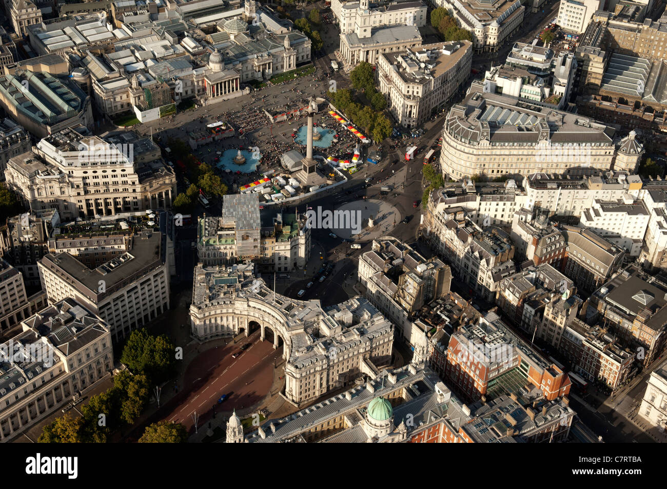 Aerial view of trafalgar square hi-res stock photography and images - Alamy