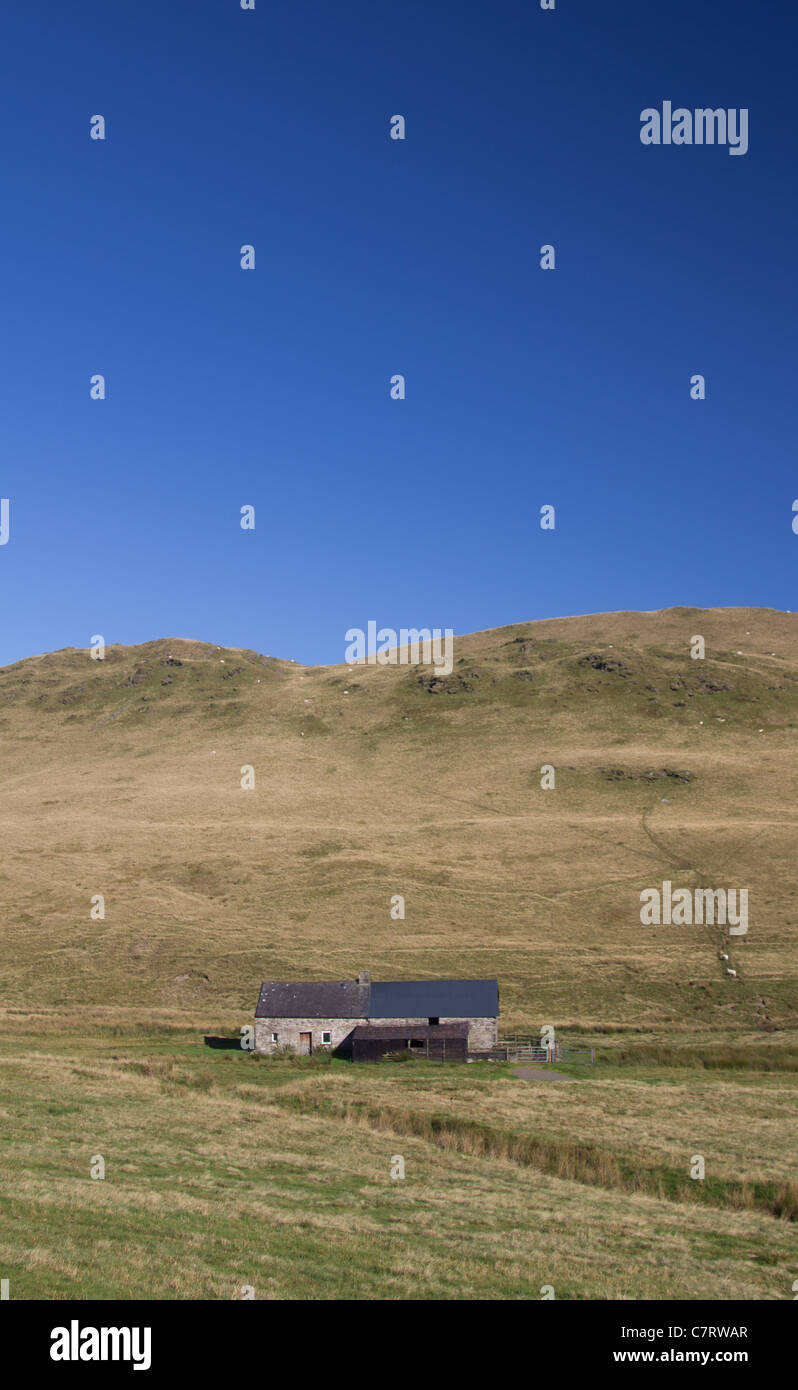 Hafod isolated house mountains hi-res stock photography and images - Alamy