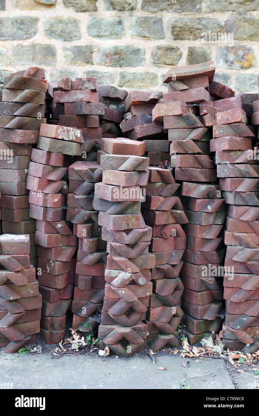 Ancient bricks hi-res stock photography and images - Alamy