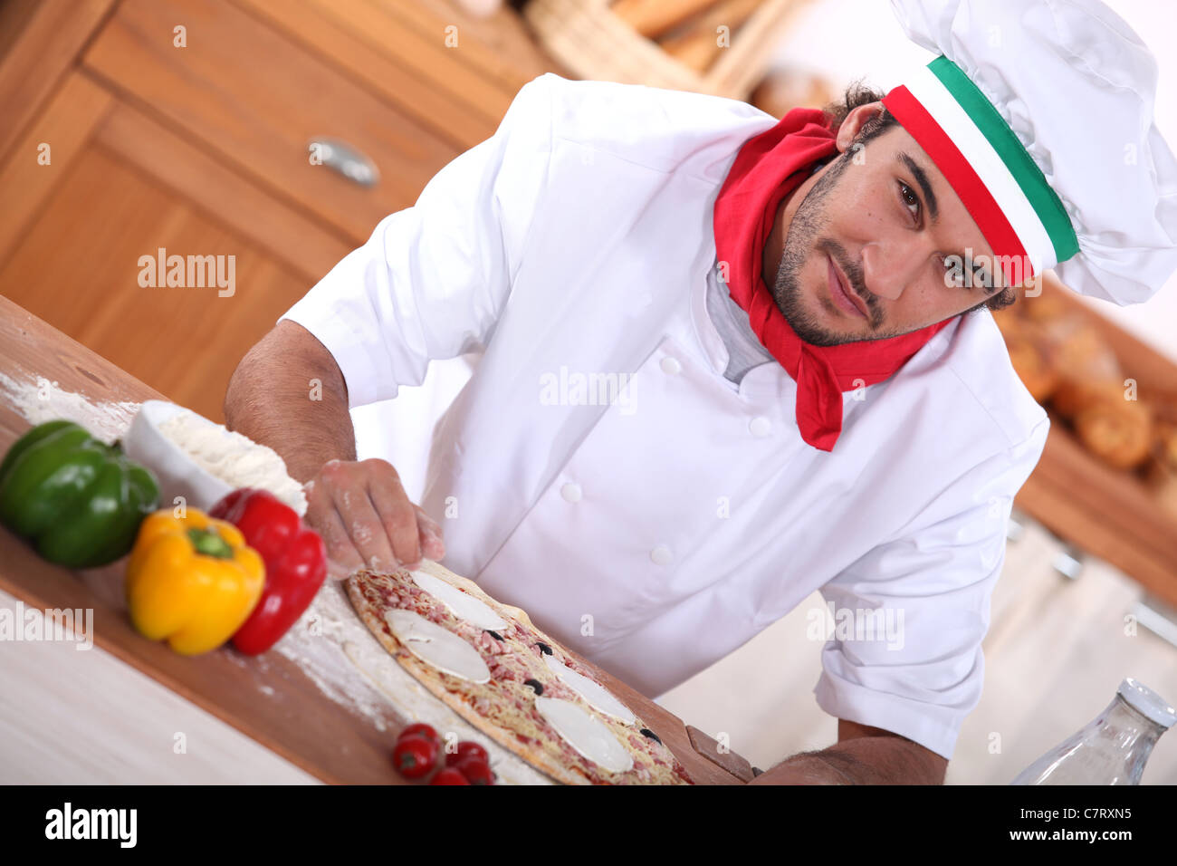Italian chef making pizza Stock Photo - Alamy