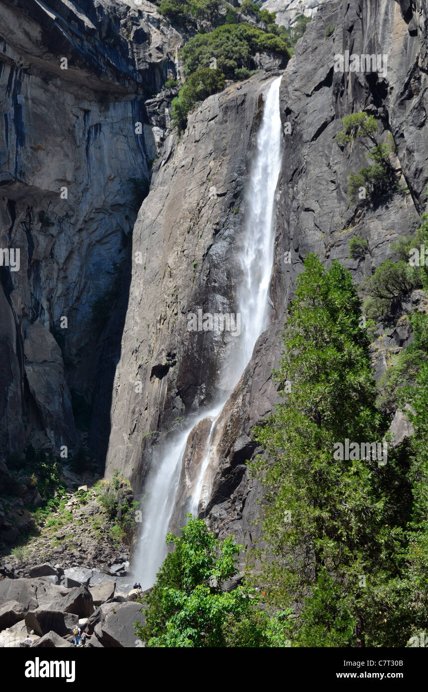 Yosemite granite cliff hi-res stock photography and images - Alamy