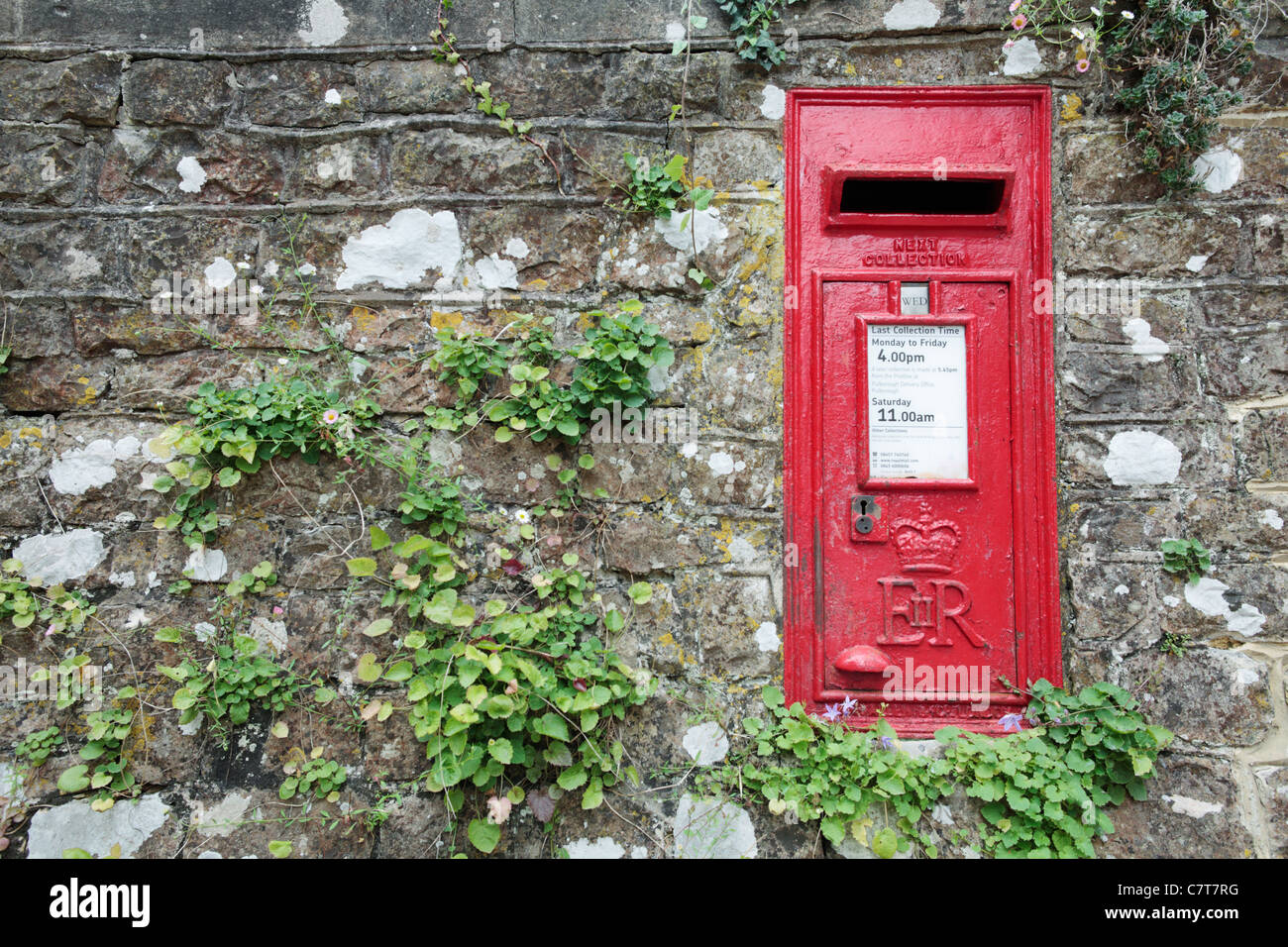 Royal Mail Letterbox Stock Photo - Alamy