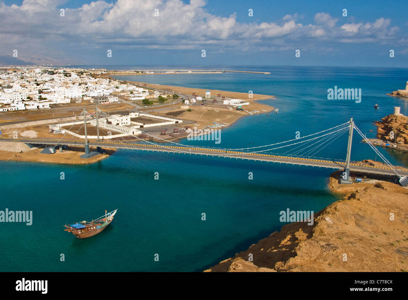 Gulf countries photos hi-res stock photography and images - Alamy