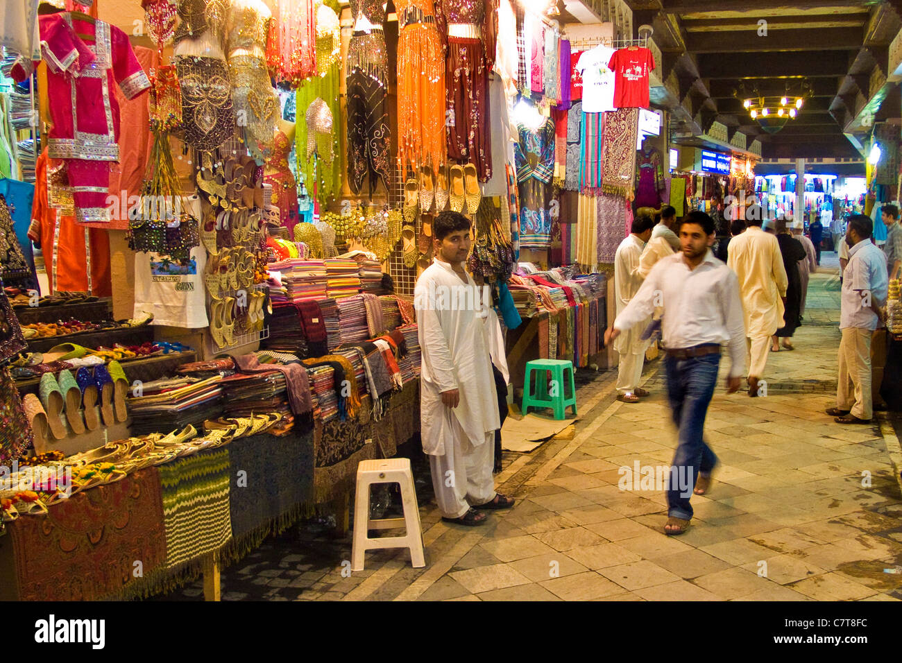 Oman muscat souk market stall hi-res stock photography and images - Alamy