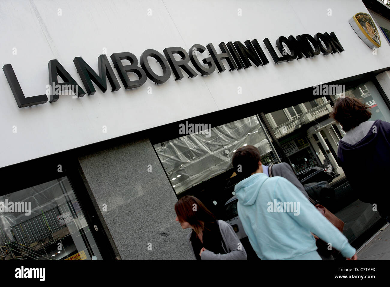 Lamborghini dealership hi-res stock photography and images - Alamy