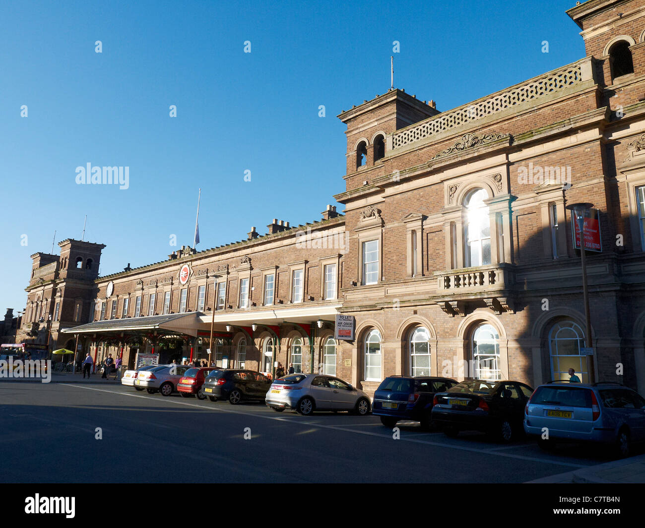 Train station in Chester Cheshire UK Stock Photo - Alamy