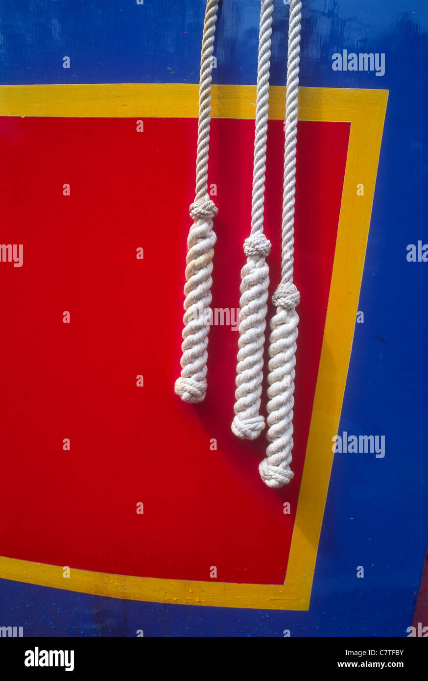 Ropework on working boat. Whilton Locks. Daventry Stock Photo - Alamy