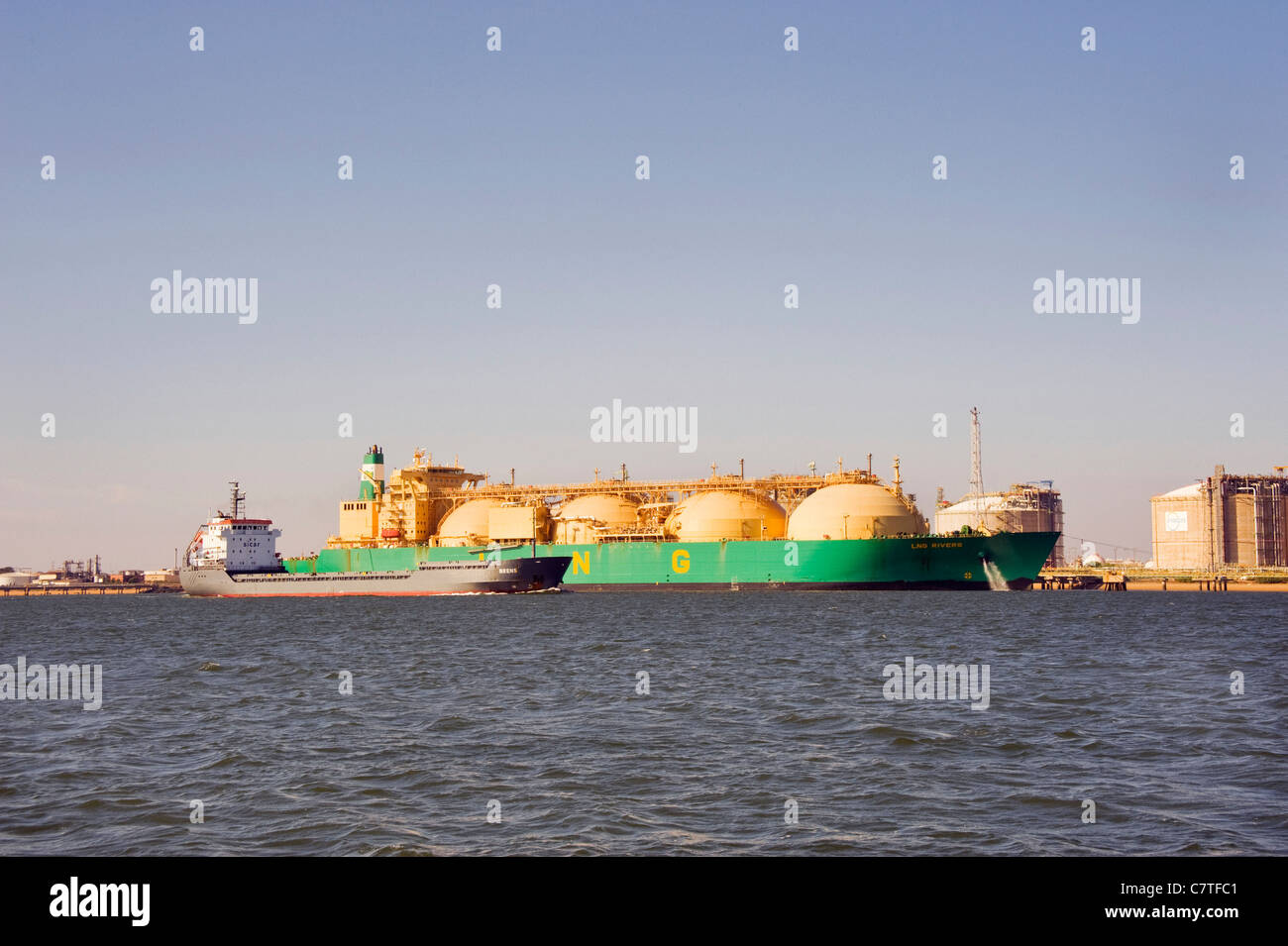 Lng rivers hi-res stock photography and images - Alamy