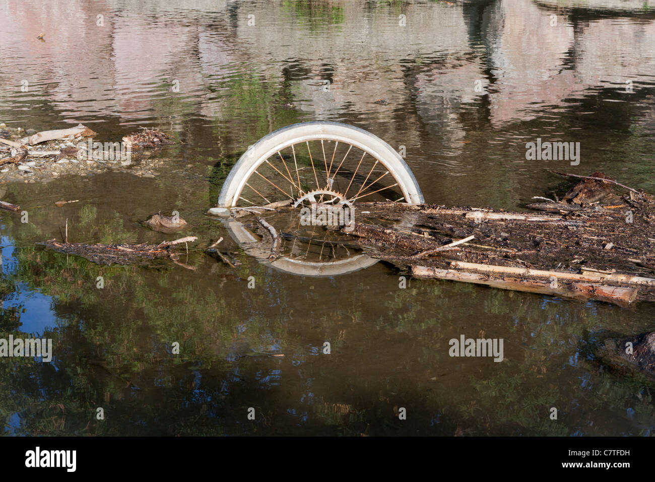 Flotsam float hi-res stock photography and images - Alamy
