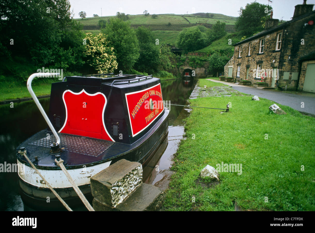Standedge tunnel hi-res stock photography and images - Alamy