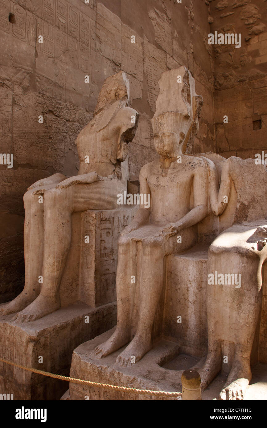 Pharaoh statues, Luxor Temple, Luxor, Egypt Stock Photo - Alamy