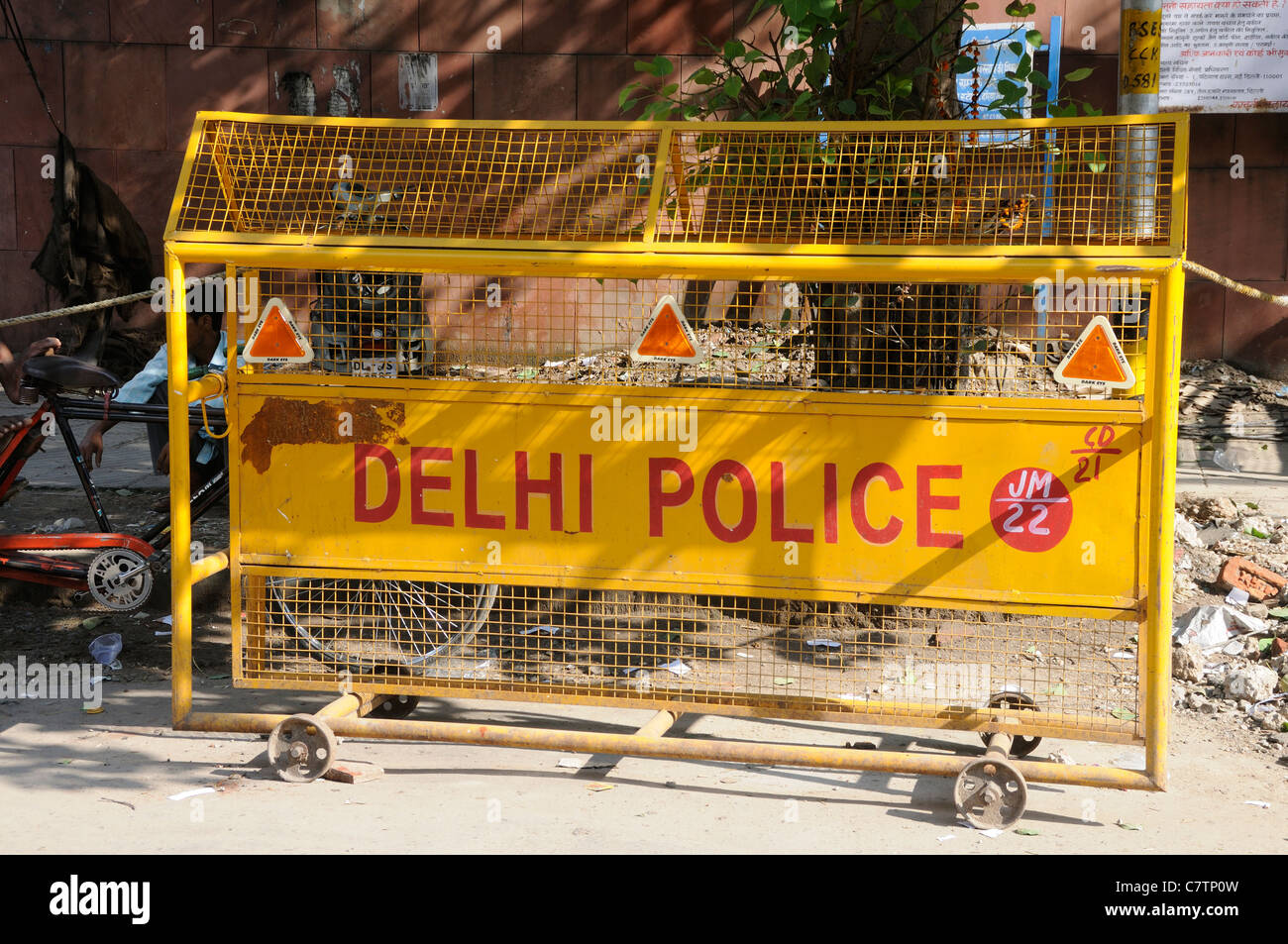 Traffic police india hi-res stock photography and images - Alamy