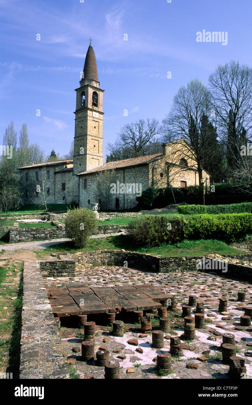 Italy, Emilia Romagna, Velleia the ruins Stock Photo - Alamy