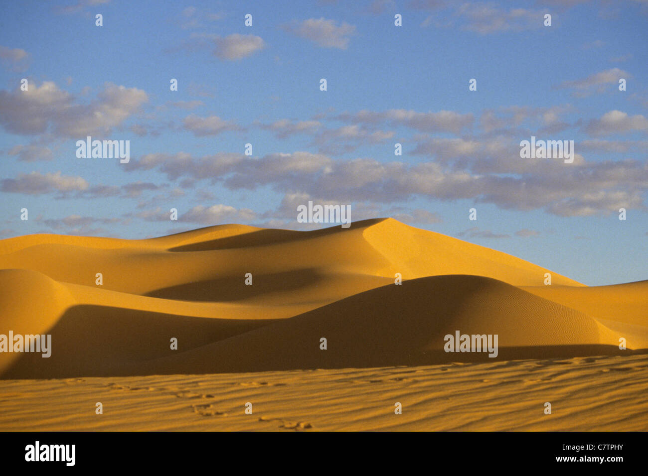 Awbari hi-res stock photography and images - Alamy