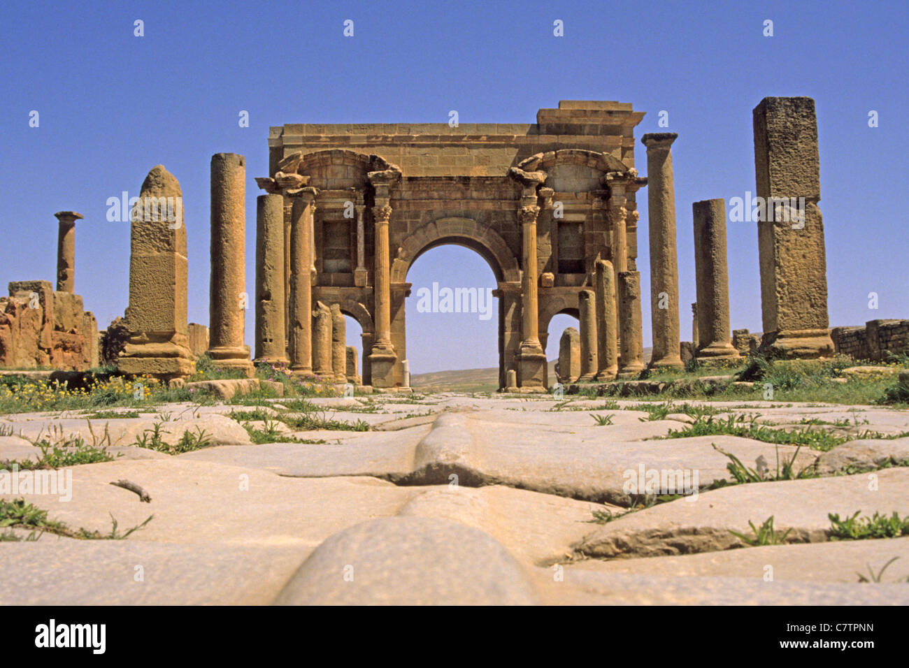 Timgad ruins hi-res stock photography and images - Alamy