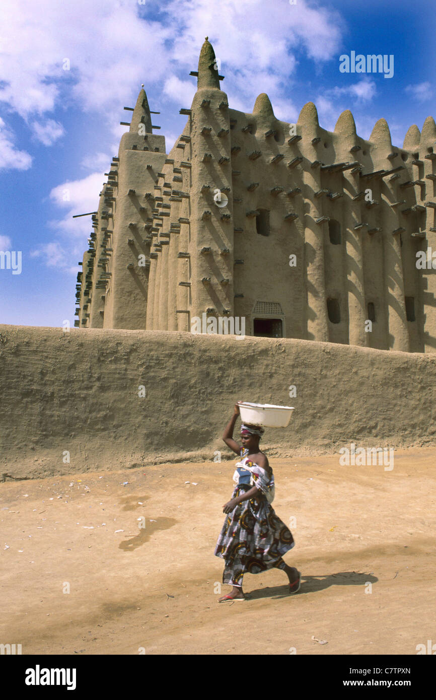 Great mosque of djenne mali hi-res stock photography and images - Alamy