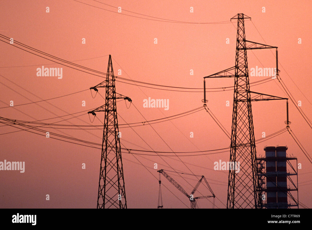 Damages to power lines hi-res stock photography and images - Alamy