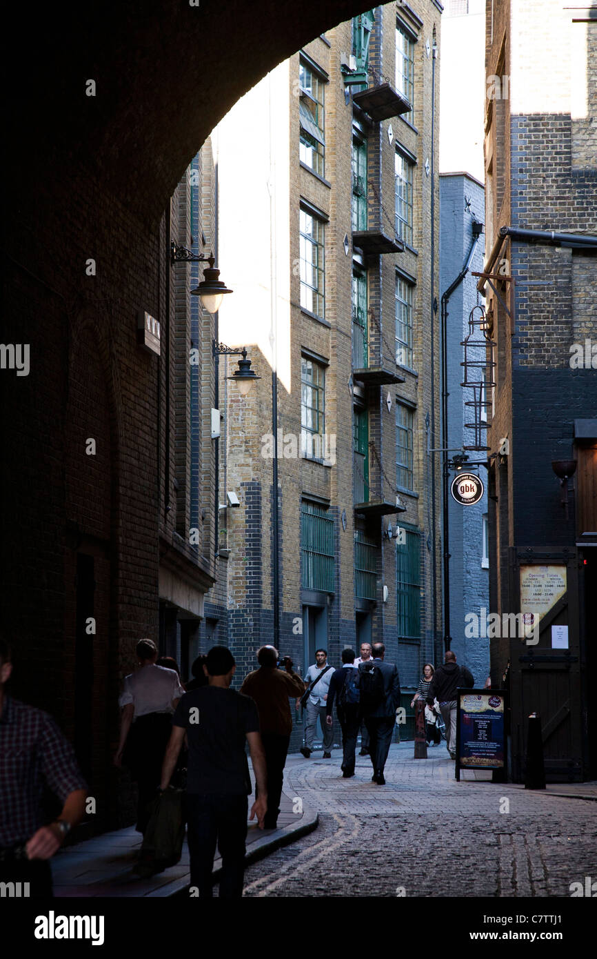 Clink street london hi-res stock photography and images - Alamy