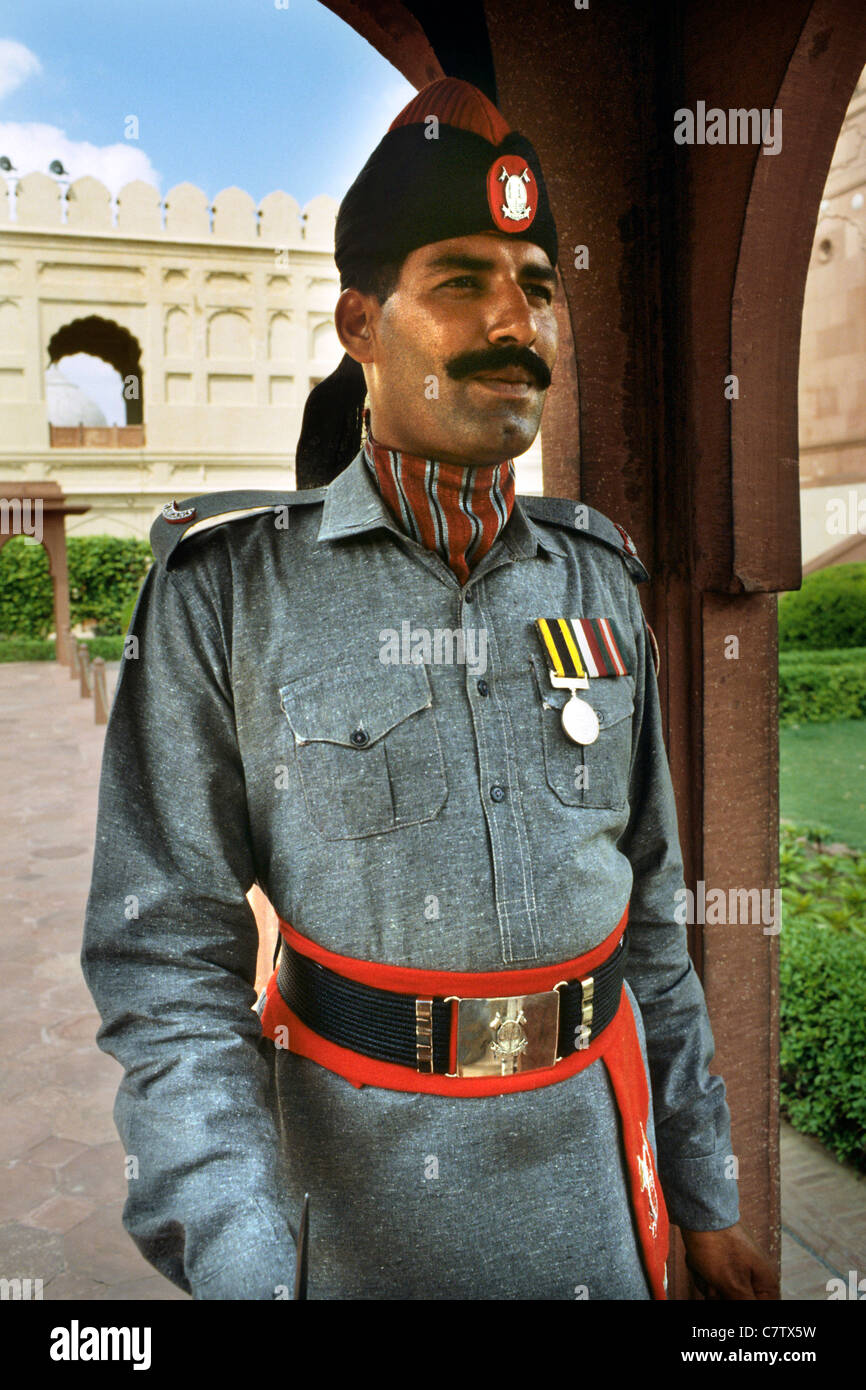 Pakistan, Lahore. Guard Stock Photo - Alamy