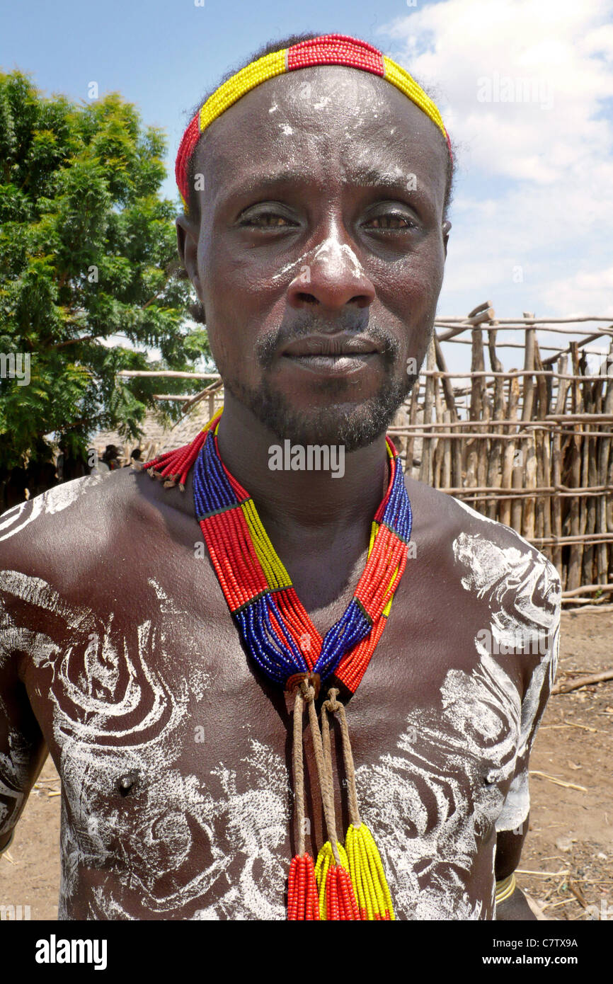 Ethiopian tribesman hi-res stock photography and images - Alamy
