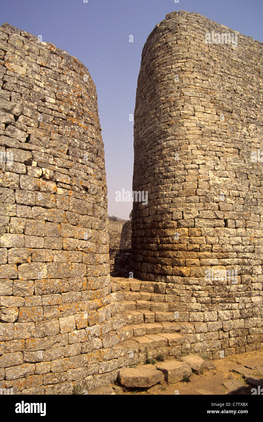 Africa, Zimbabwe. Ruins of Great Zimbabwe Stock Photo - Alamy