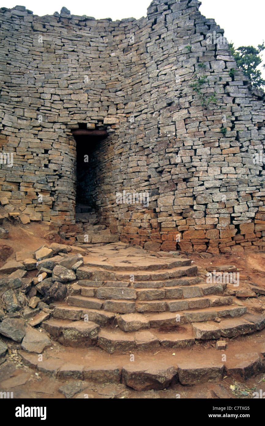Africa, Zimbabwe. Ruins of Great Zimbabwe Stock Photo - Alamy