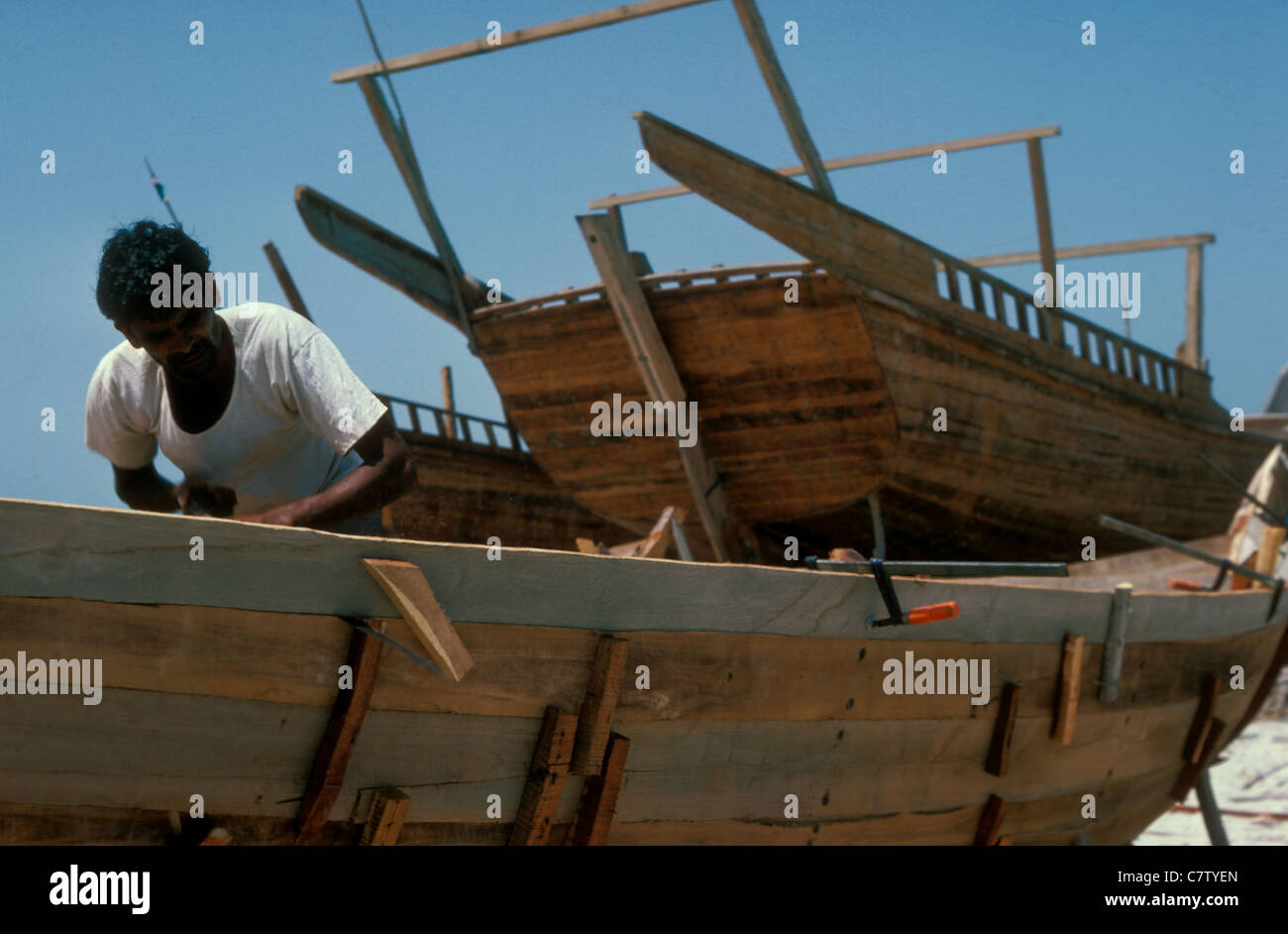 Dhow yard hi-res stock photography and images - Alamy