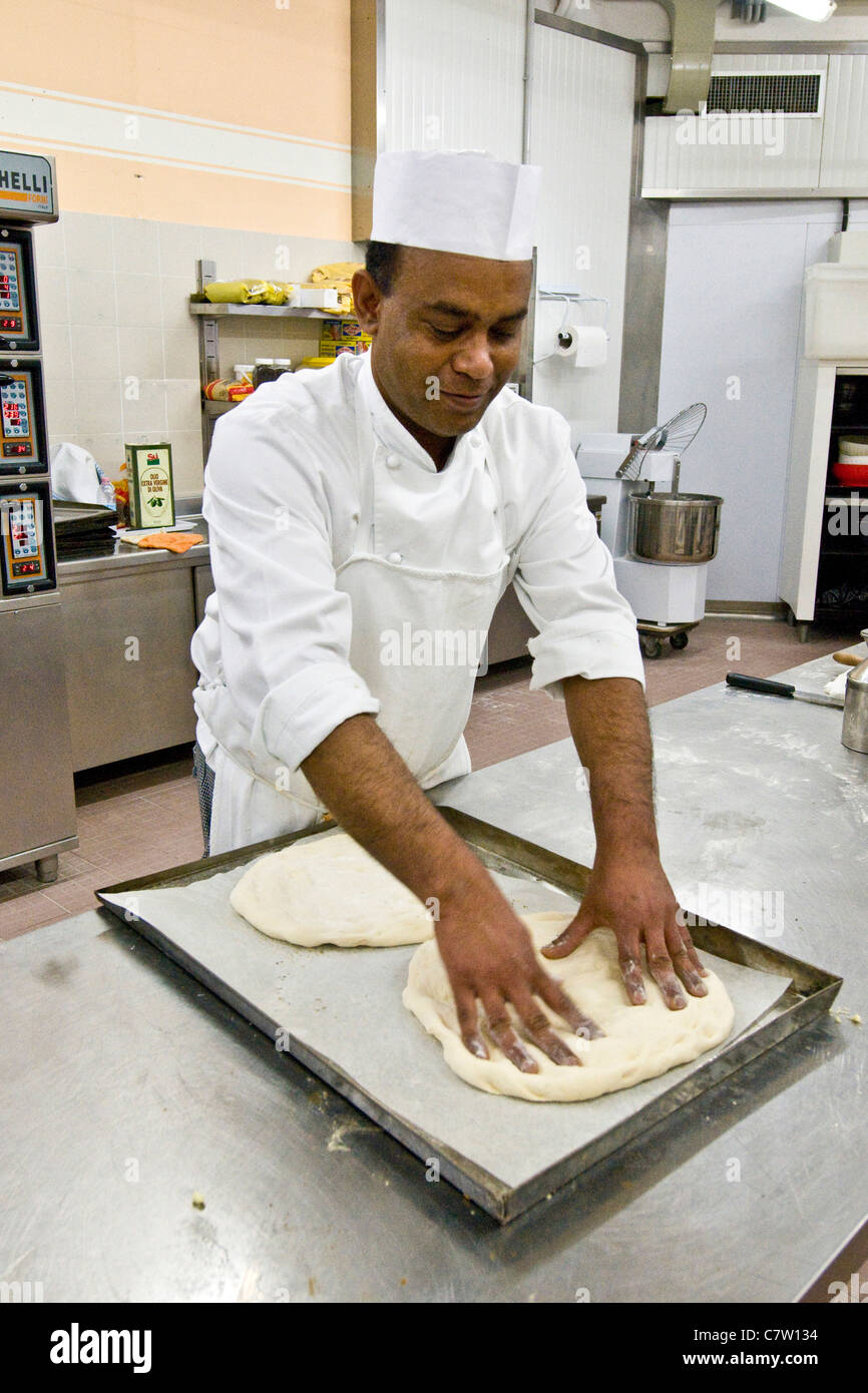 Chef preparing pizza Stock Photo - Alamy