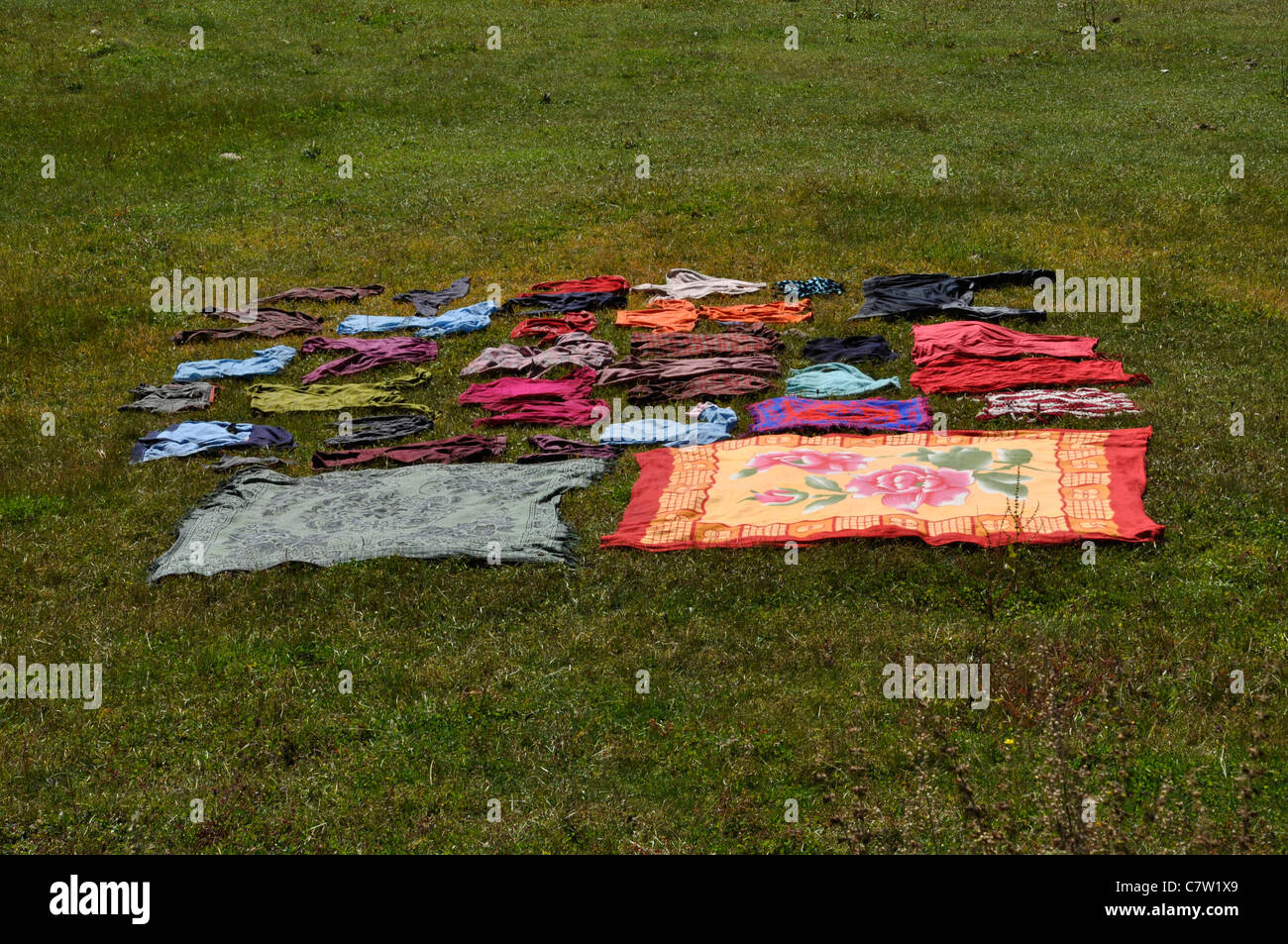Drying clothes in sun heat Stock Photo - Alamy