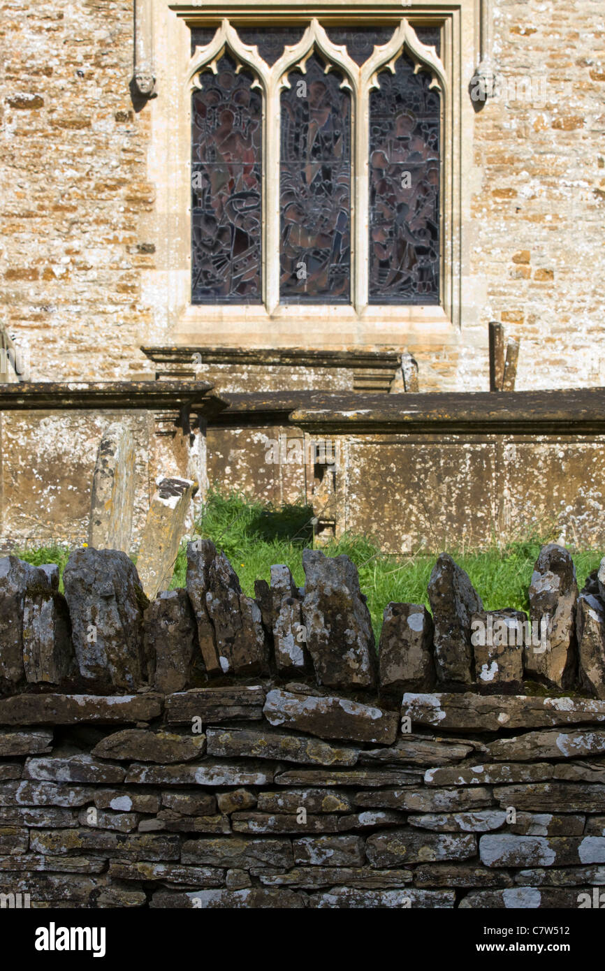 Burial buried church yard stone grave ground hi-res stock photography ...