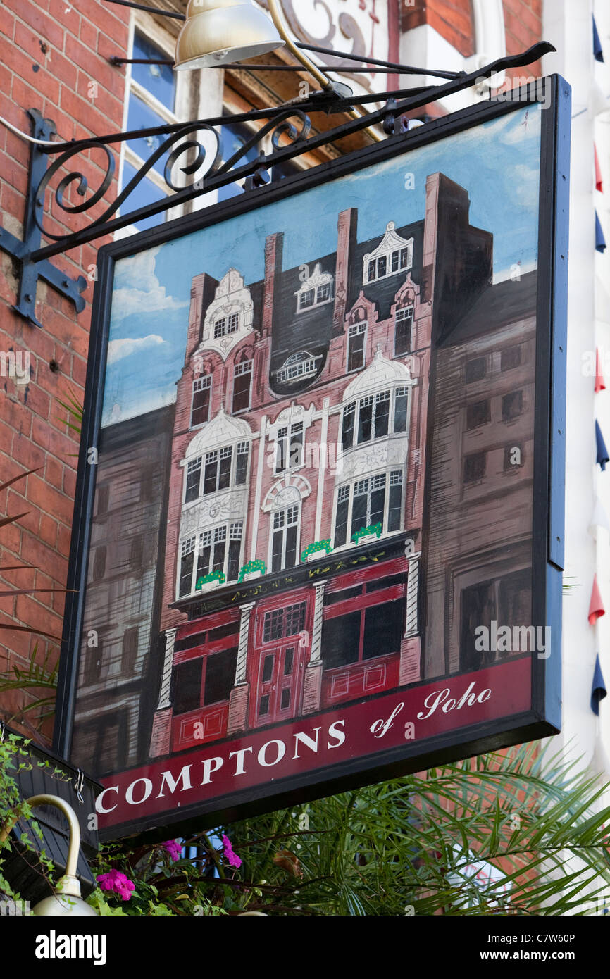 Comptons pub soho london hi-res stock photography and images - Alamy