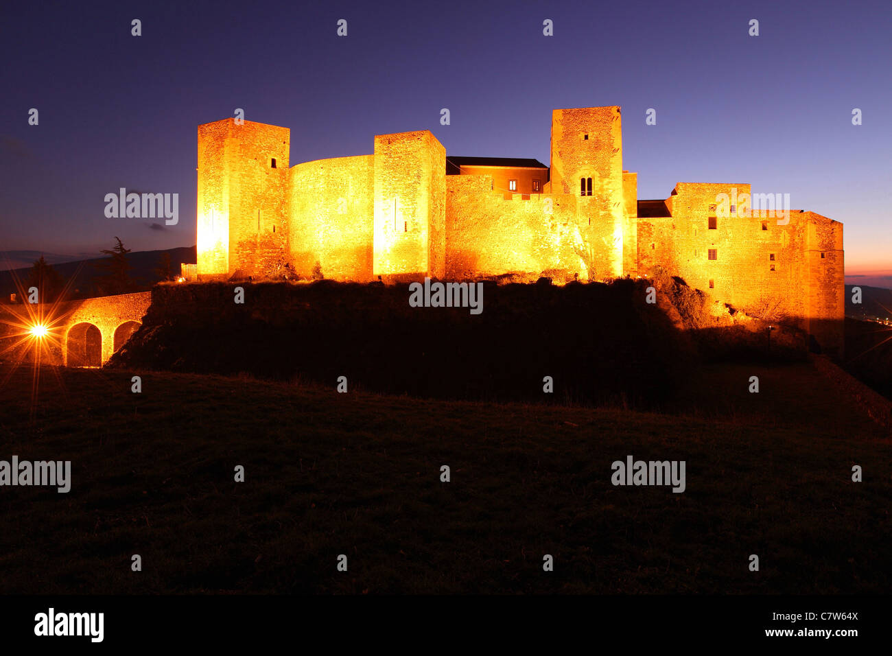 Melfi castle by night hi-res stock photography and images - Alamy