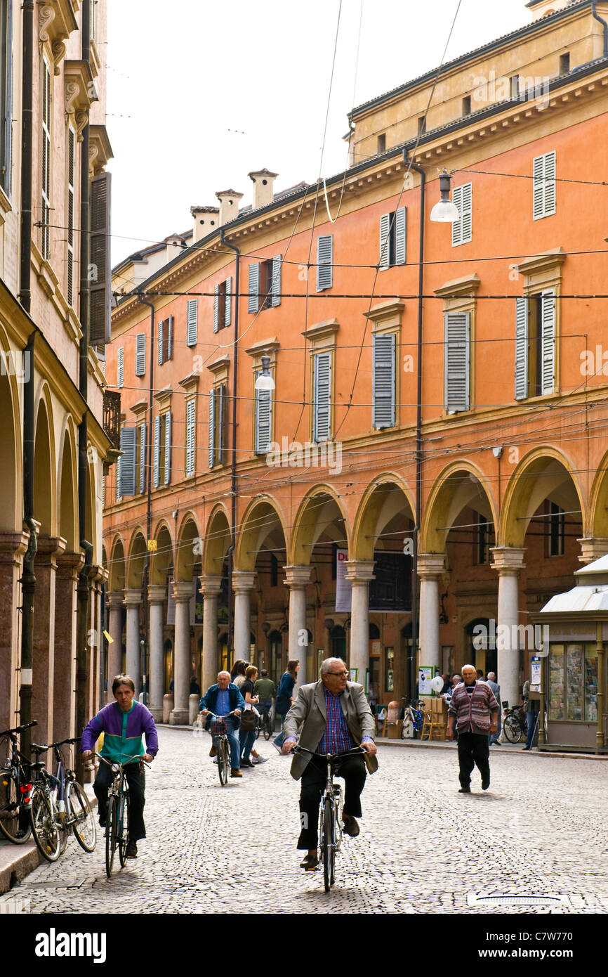Modena italy town streets hi-res stock photography and images - Alamy