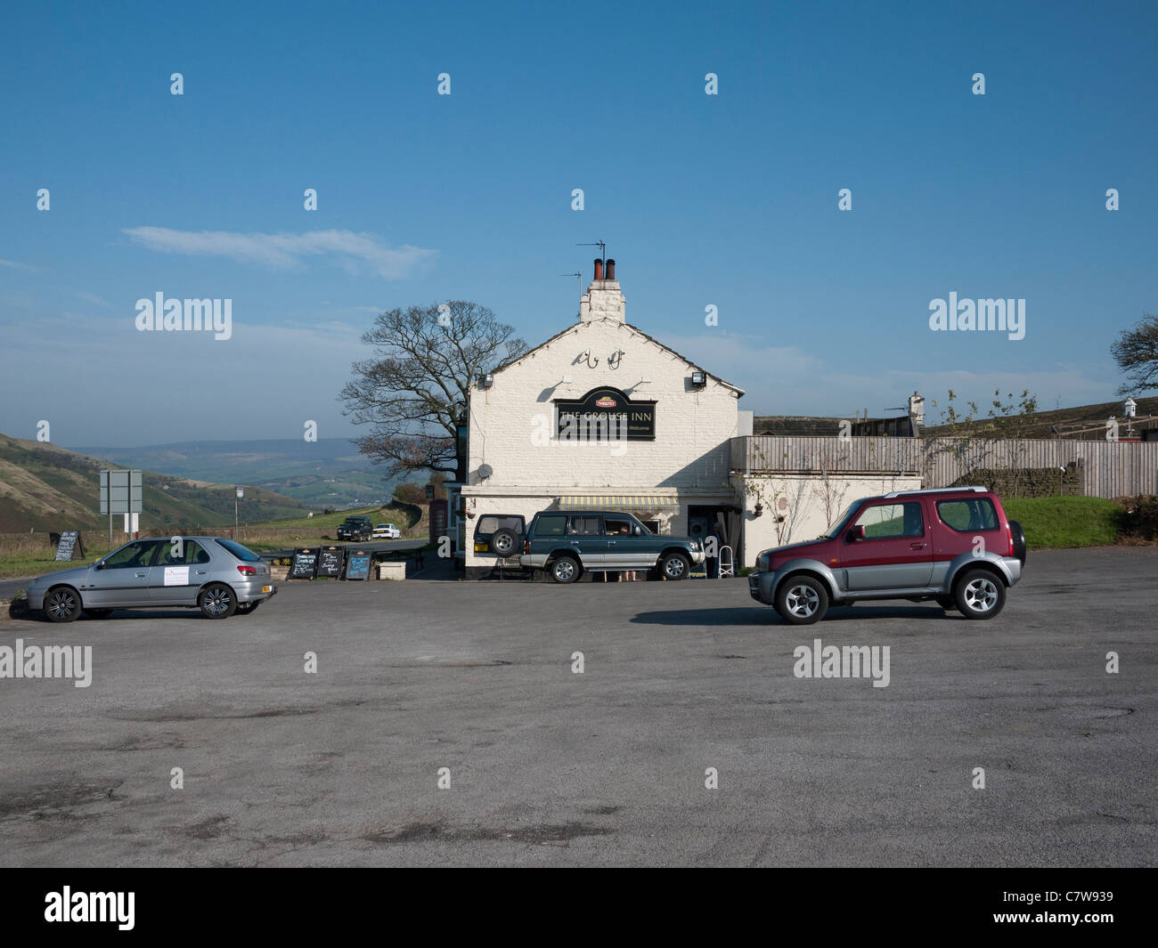 The Grouse Inn, Glossop, Derbyshire, England, UK Stock Photo - Alamy