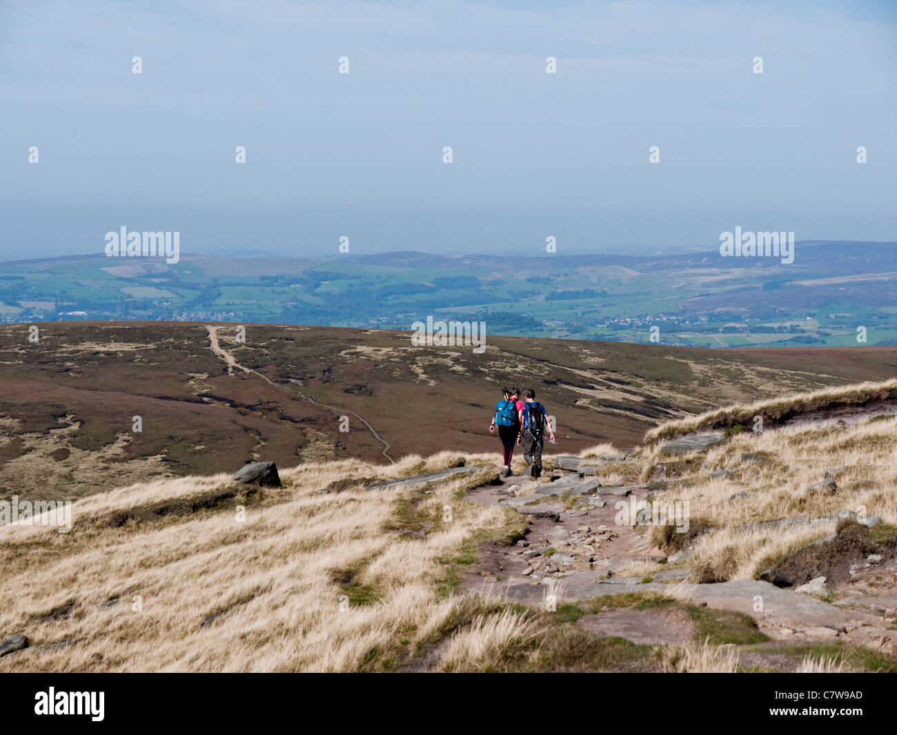 Teenagers kinder scout hi-res stock photography and images - Alamy