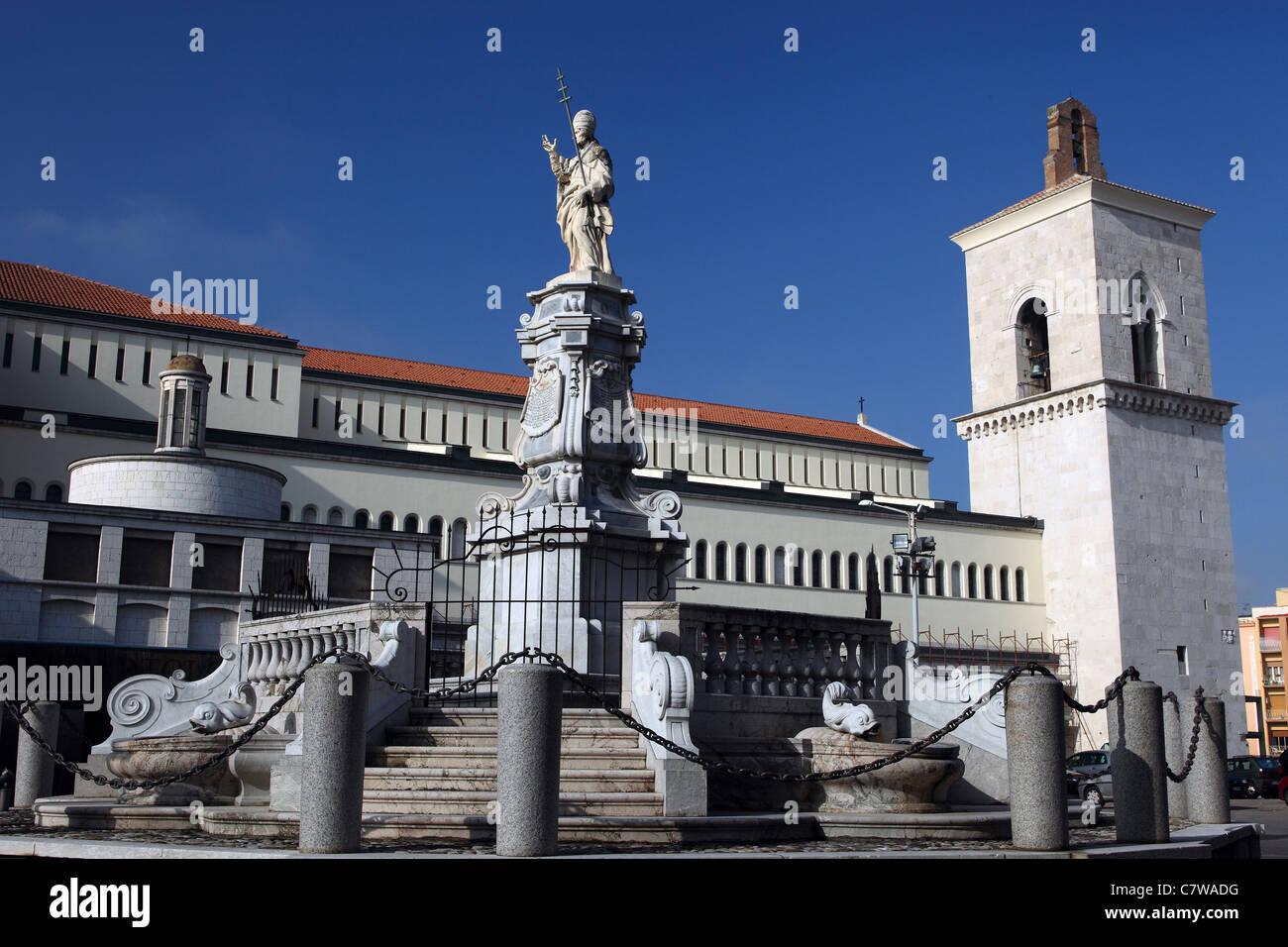 Benevento cathedral hi-res stock photography and images - Alamy