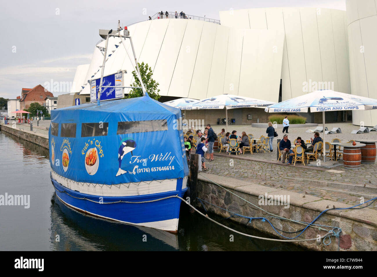 Bar on a boat hi-res stock photography and images - Alamy