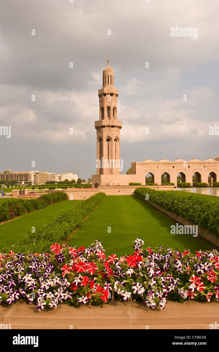 Oman muscat mosque city hi-res stock photography and images - Alamy