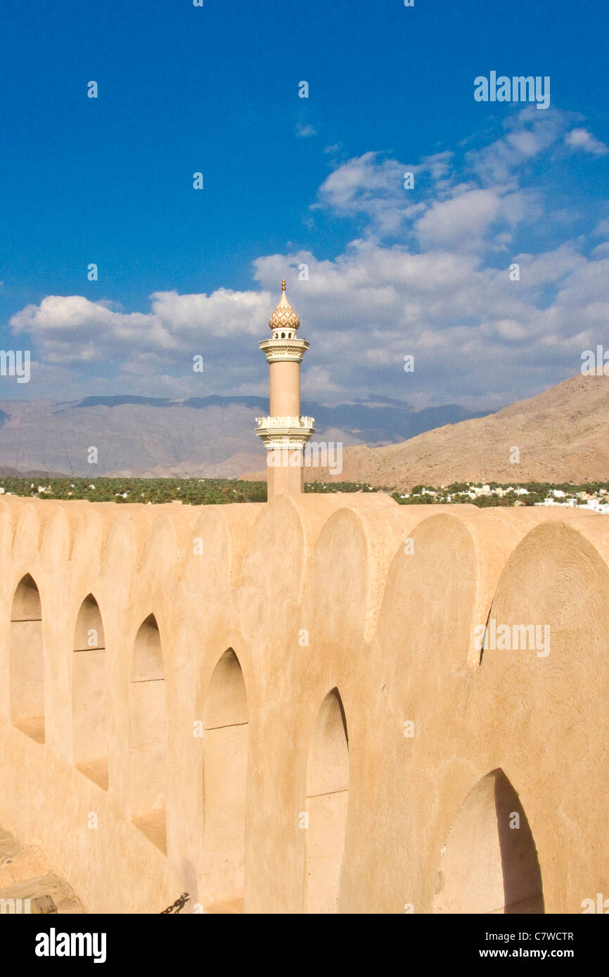 Nizwa fort exterior hi-res stock photography and images - Alamy