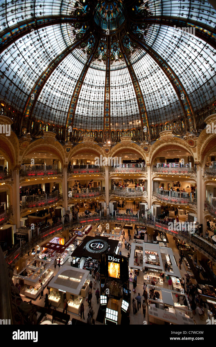 Galeries Lafayette department store, Paris France Stock Photo - Alamy